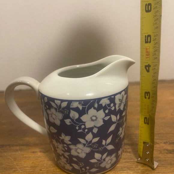 Pfaltzgraff | Dining | Vintage Pfaltzgraff Blue Meadow Creamer Pitcher ...